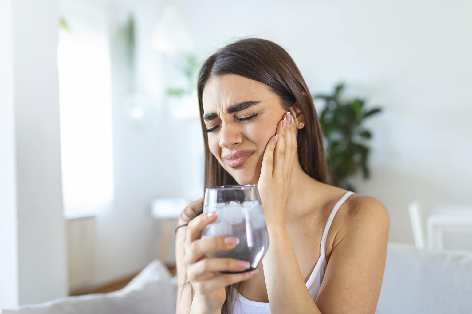 Understanding Sensitive Teeth: Causes and Effective Treatments in ...